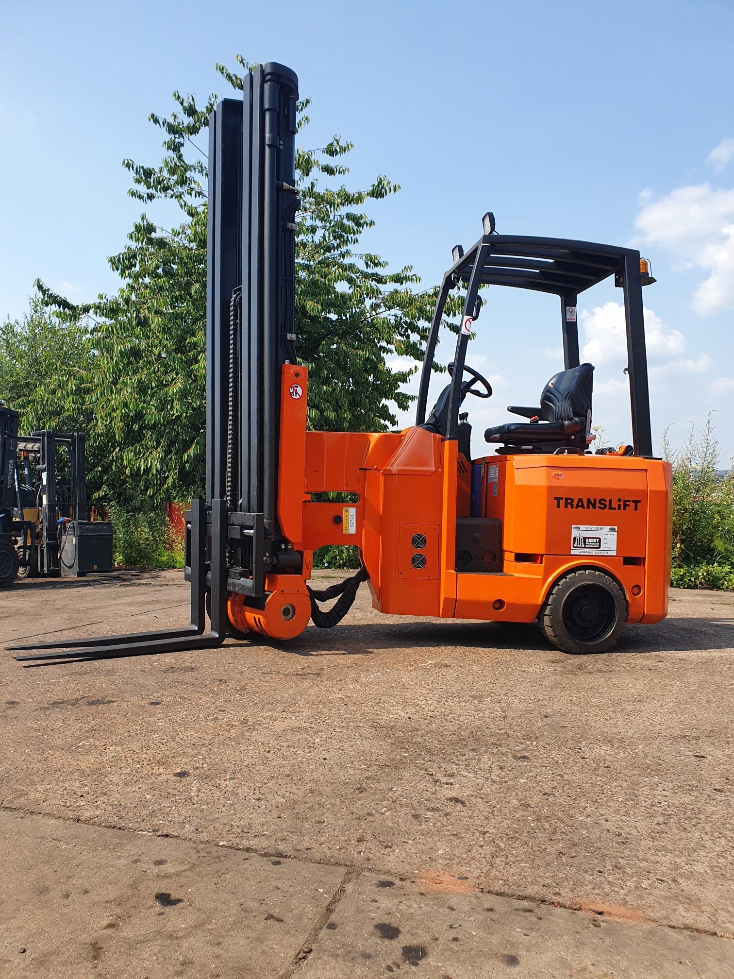 Counter Balance - Fork Lift Hire and Sales - Abbey Mechanical